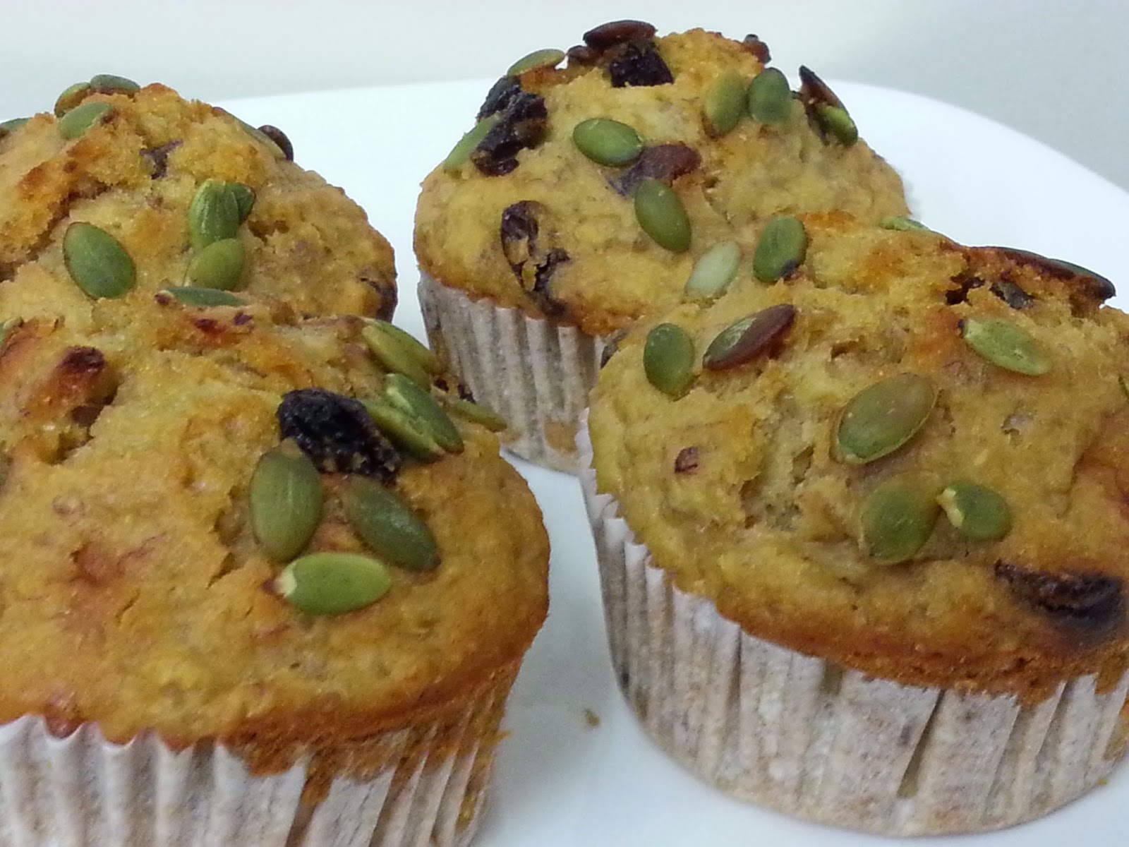 Pat's Kitchen Journal: Kibbled wheat muffin ( healthy version)