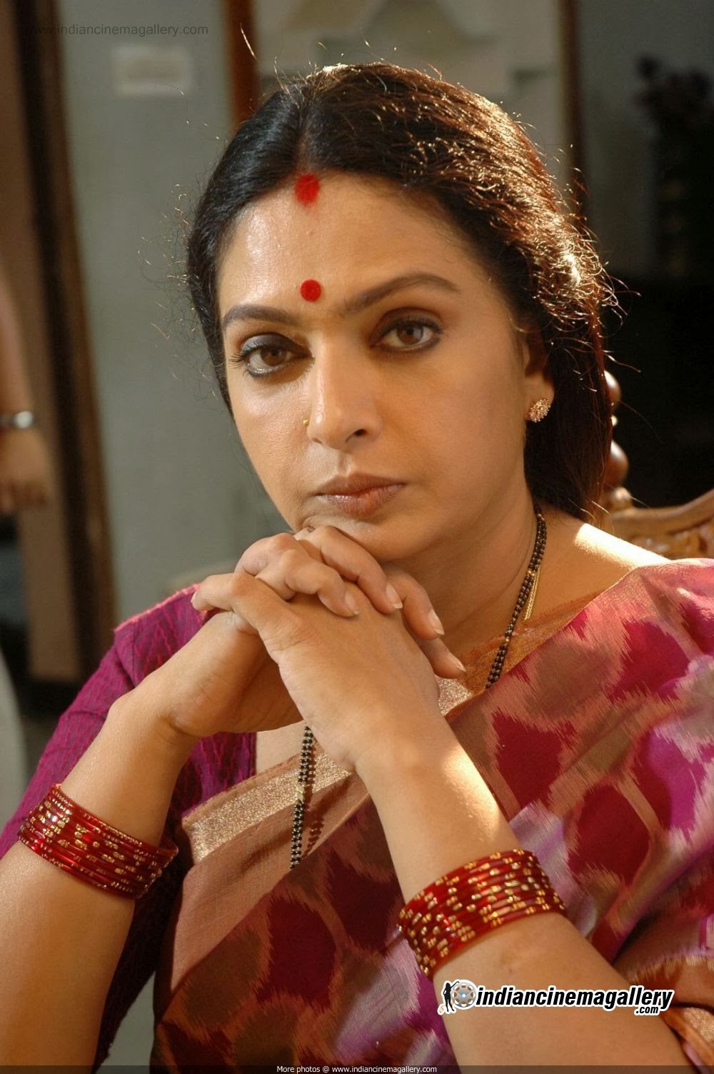 AUNTY HOT: Homely and Hot Seetha