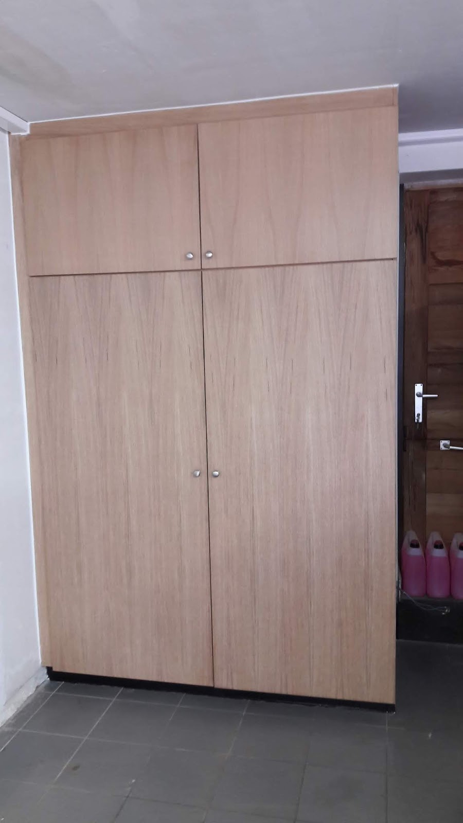 Decmath: Placard mdf chêne