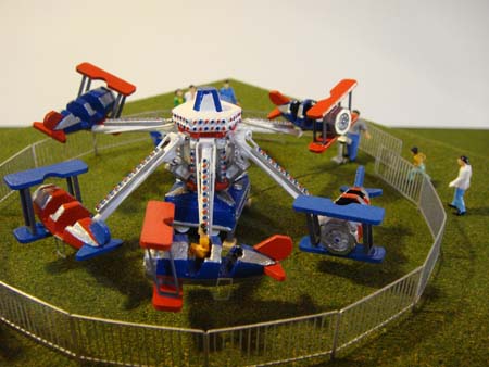 Mini-Manèges: Laser Tech Studios - Les Manèges