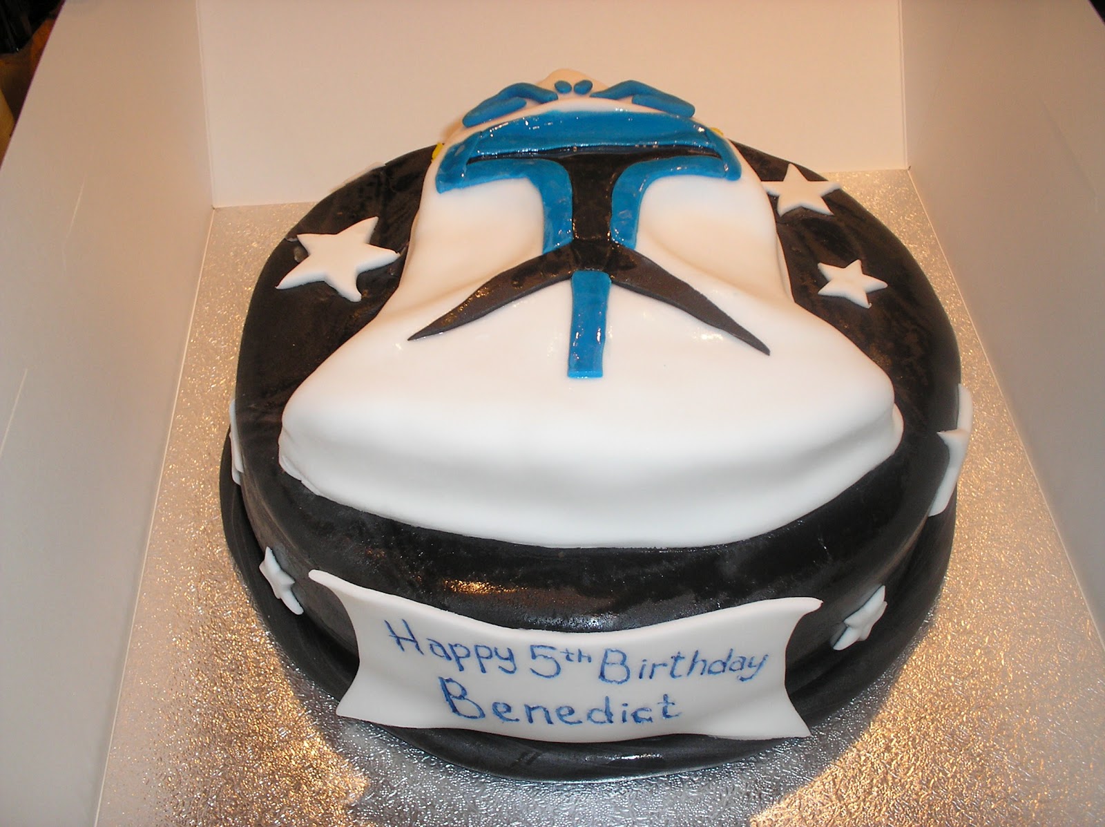 Nicky's Cakes: Captain Rex Cake