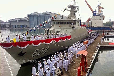 TNI AL Terima Kapal Cepat Rudal (KCR) 60 Meter Kedua Dari PT PAL ...
