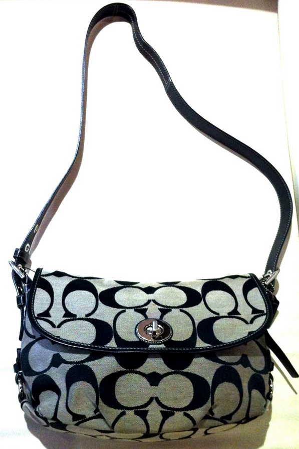 I Want Vintage | Vintage Designer Handbags: Coach 15171 Signature Flap ...