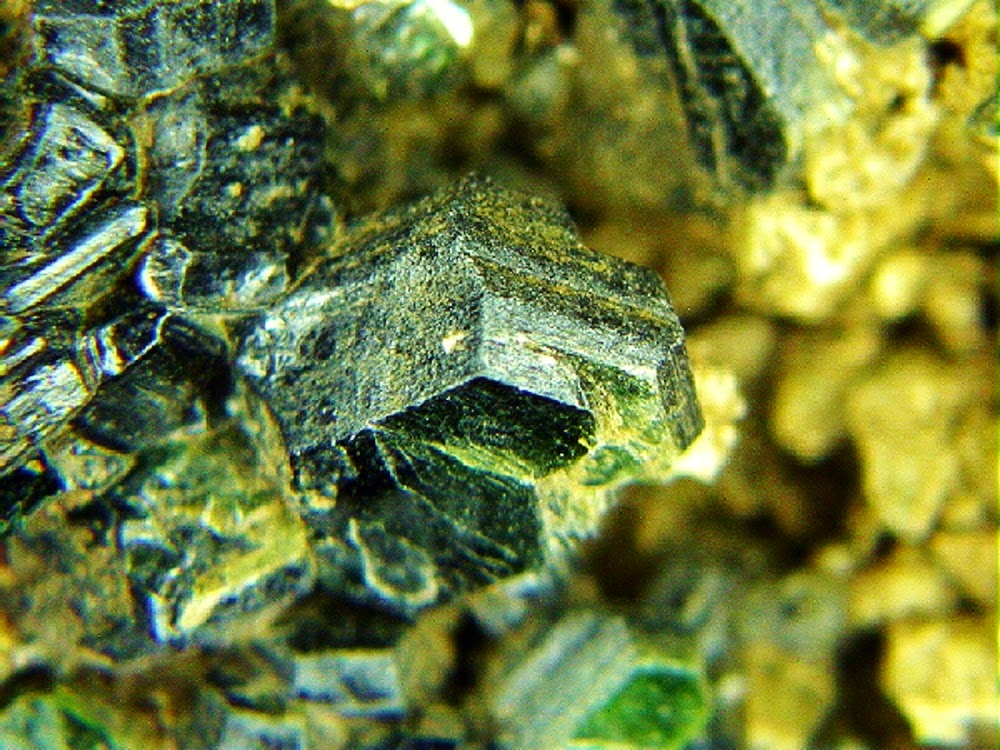 XANTOFILLITE - Silicati - Blog di mineralsauvage