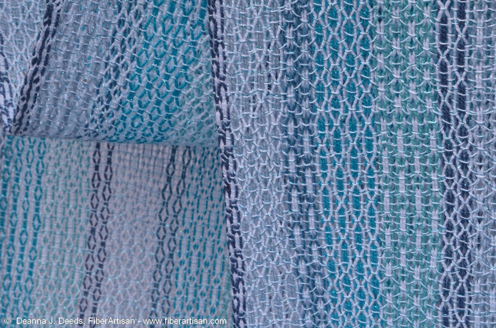 A FiberArtisan's Weaving Path: "Bestla's Mantle" doup leno fabric