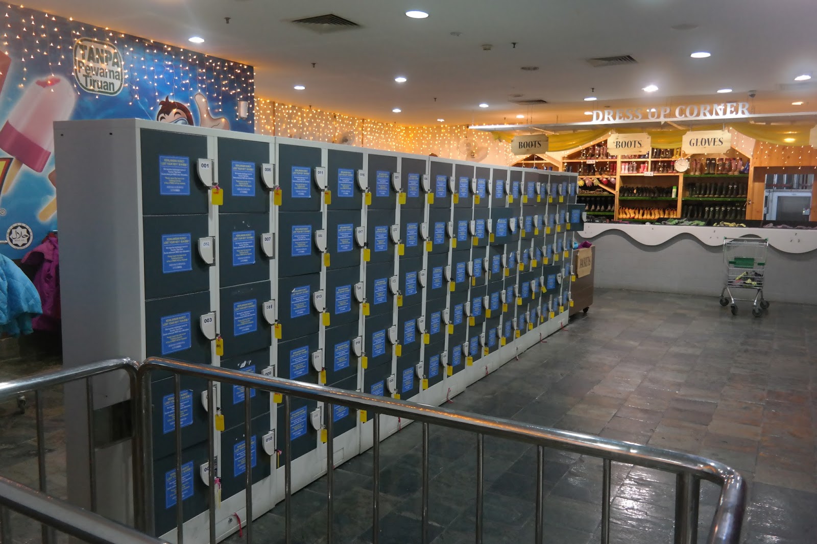 E-Wen Hooi: Snow World @ Resorts World Genting