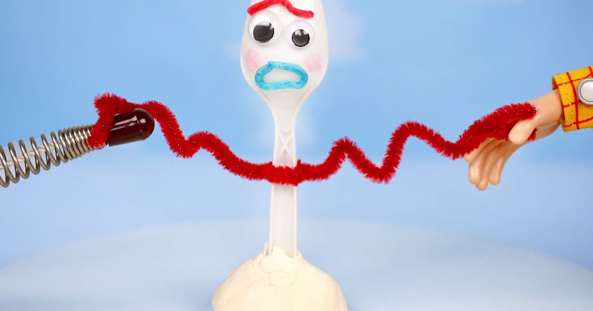 Dan the Pixar Fan: Toy Story 4: Custom DIY "Forky"