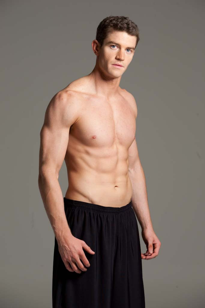 AdonisMale Blog: Joe Cummings