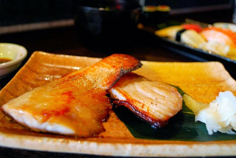 Más que ropa: #YakiSake