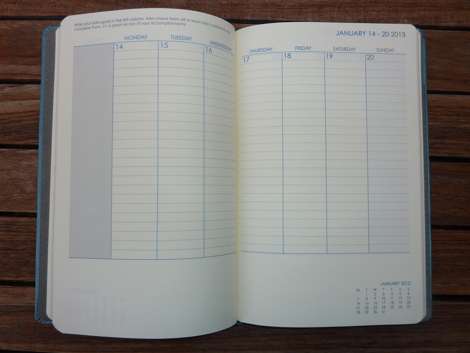 Plannerisms: The Showdown: Day Per Page Diary Vs. Undated Notebook