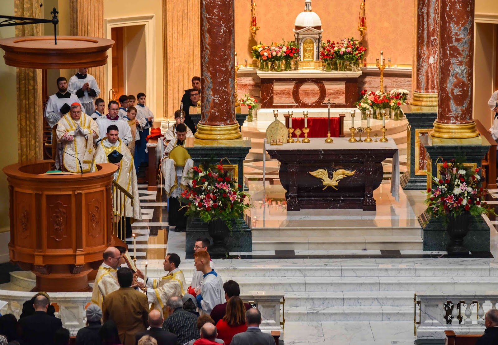 New Liturgical Movement: Photos from Pontifical Rorate Mass with ...