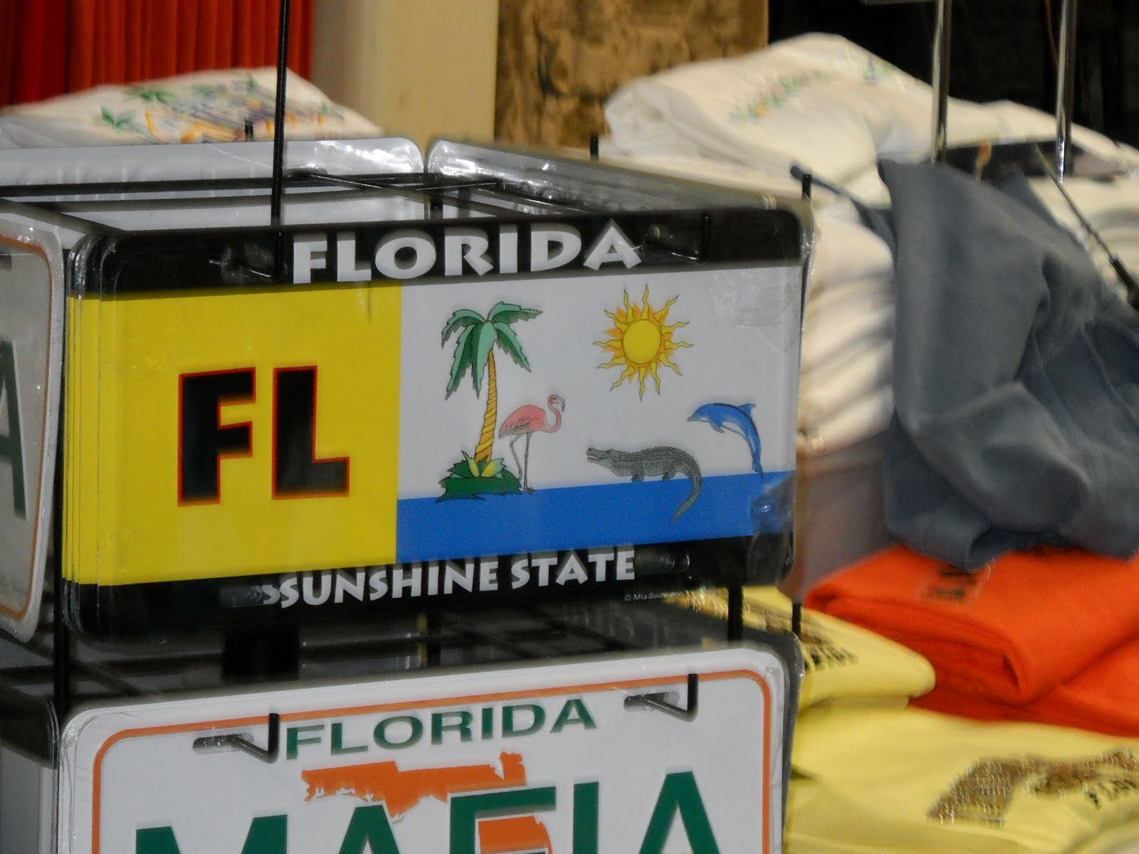 Ridiculously inconsistent trickle of consciousness: Still tacky after ...