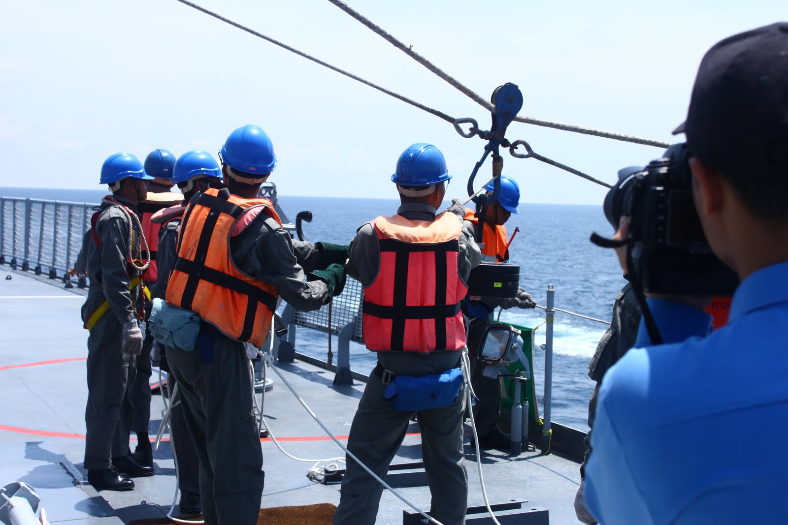 Minda Pertahanan: PEMINDAHAN JACKSTAY –TRADISI TENTERA LAUT