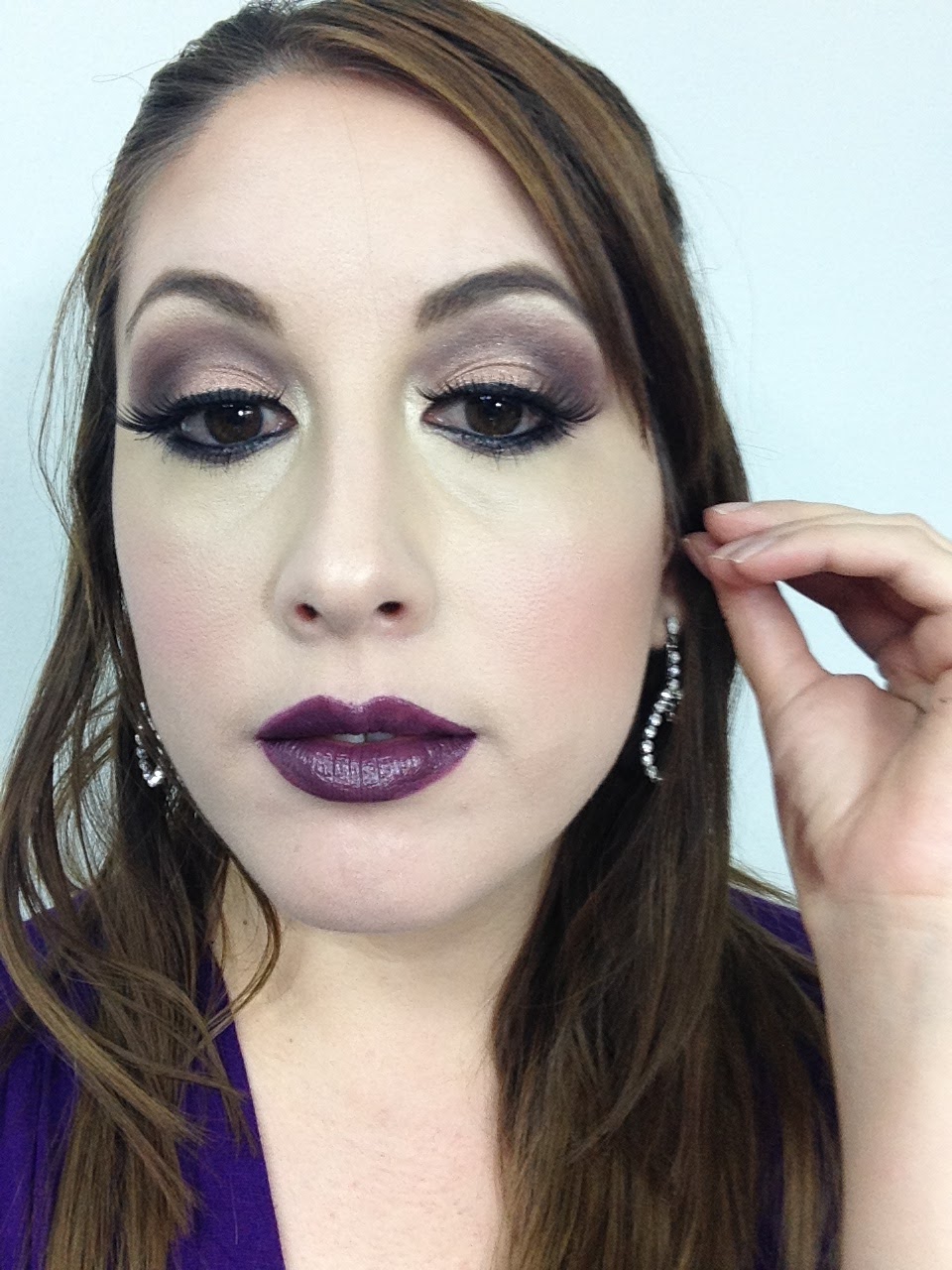 look de noche con labios morados ~ BeautyMarury