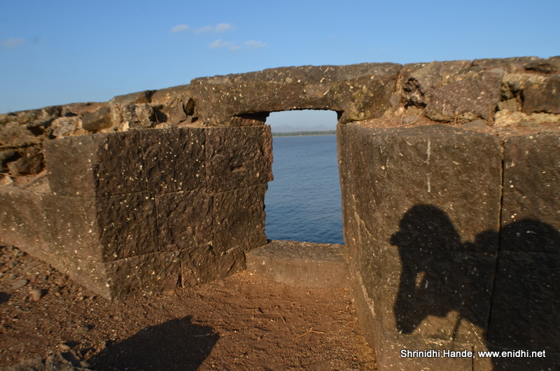 Kolaba Fort off Alibaug, Maharashtra - eNidhi India Travel Blog