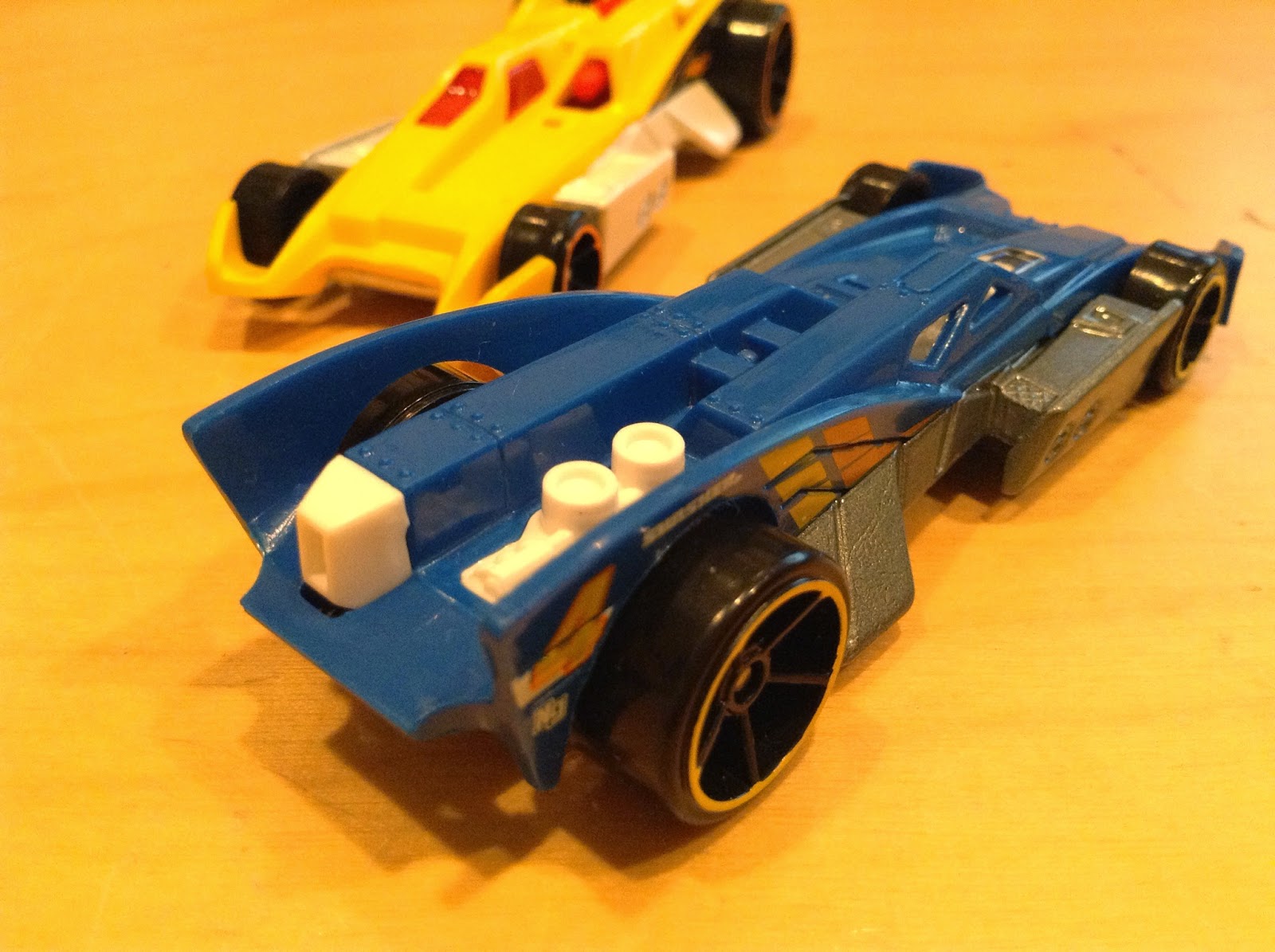 JULIAN'S HOT WHEELS BLOG: RD-10