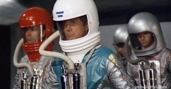 Howlin' Wolf Records: SIX STRINGS: Cheezy Flicks: "WAR OF THE PLANETS ...