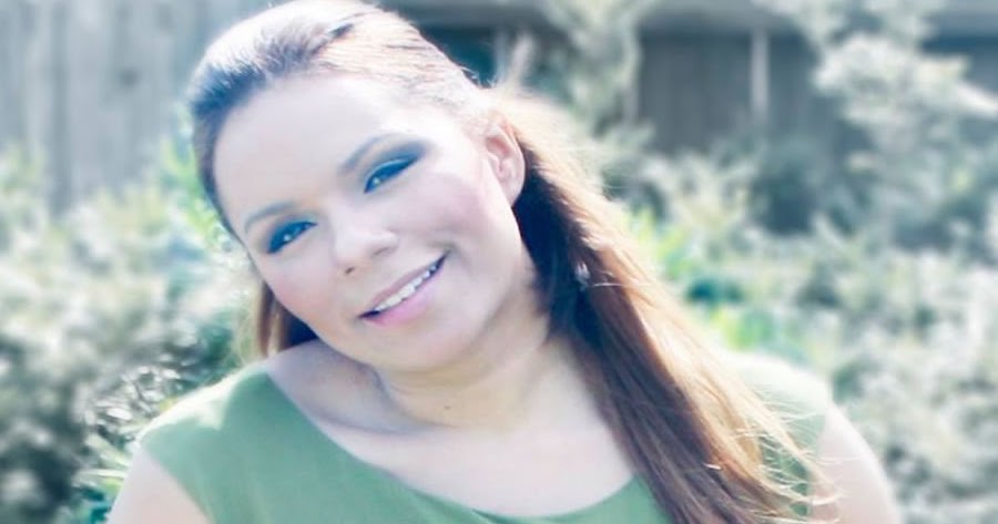 La Revista Ruah : Conoce a Egleyda Belliard una adoradora de Dios.