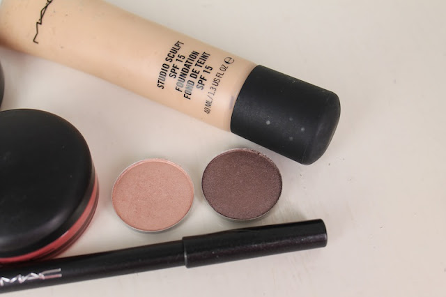 Beauty Becky: Mac Starter Kit