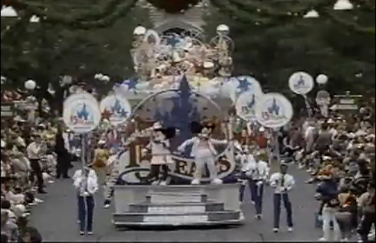 Filmic Light - Snow White Archive: Snow White Parade (50th Anniversary ...