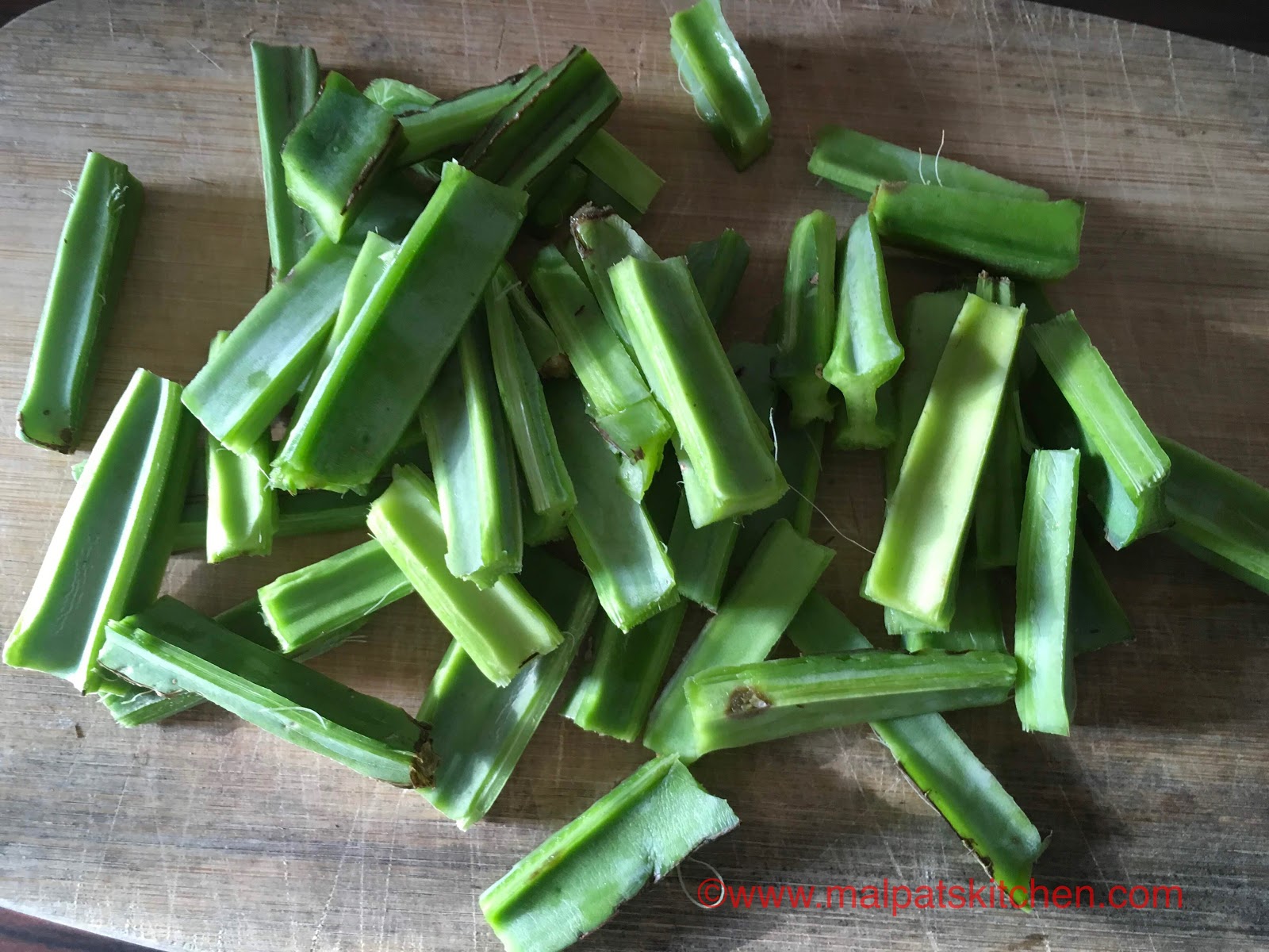 PIRANDAI THOGAYAL, how to make Adamant creeper chutney ~ Malpats Kitchen