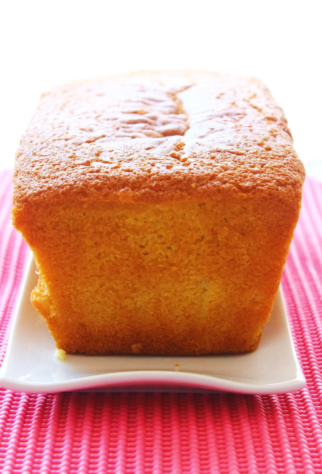 Dulce Isis: Keke Cuatro Cuartos Clásico (Classic Pound Cake)