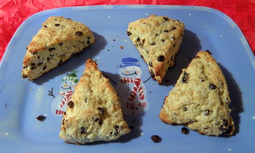 Seasonal Eating: Currant Scones or Fat Rascals