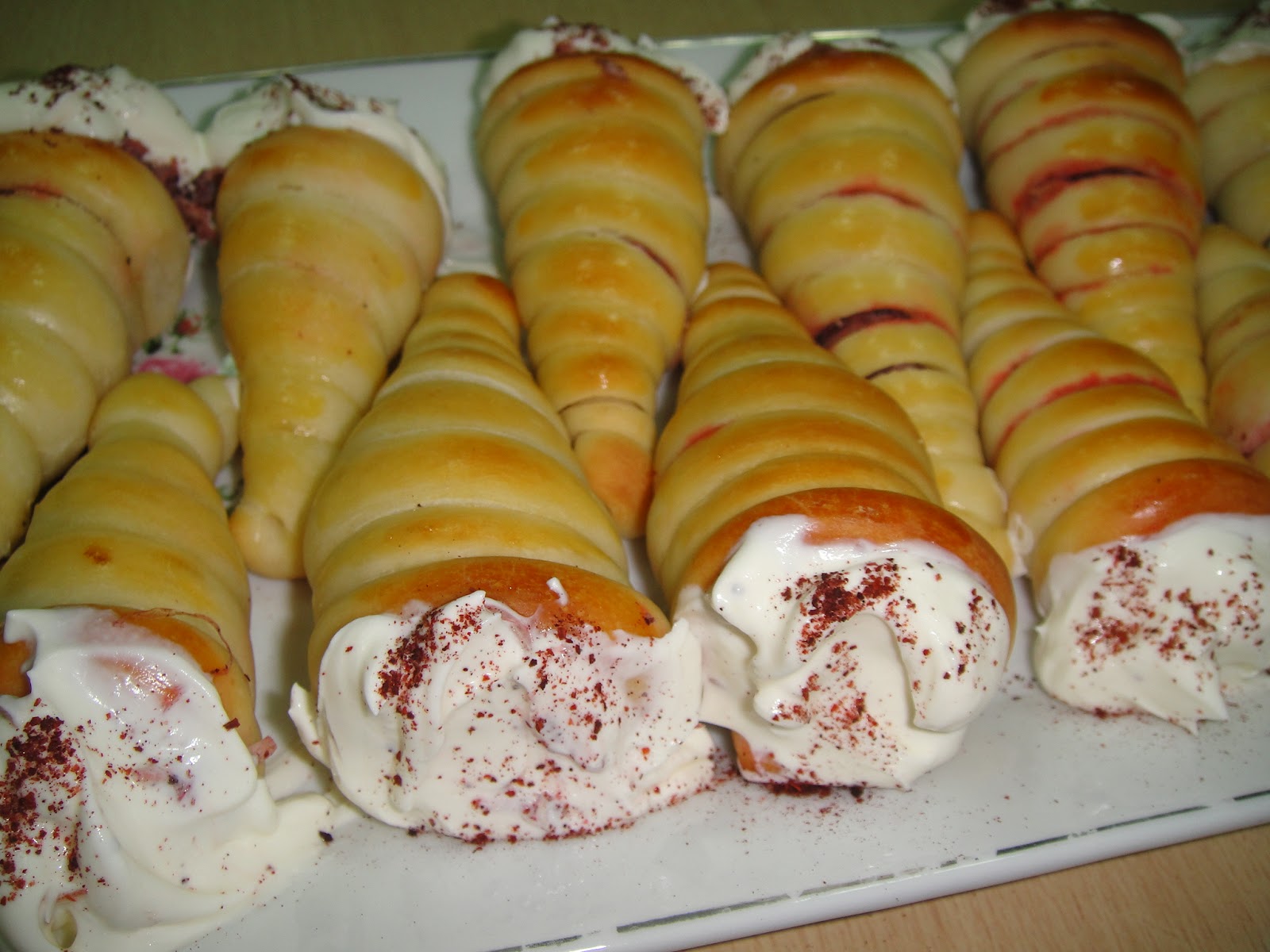 Maryam's Culinary Wonders: 194. Chicken Muskhan Cones