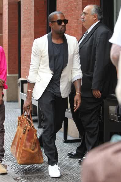 For Fashion Freaks: #Trending----->> The Man Bag