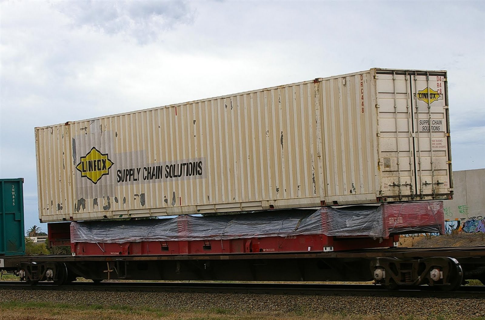 Rollingstock News: Half Height Containers