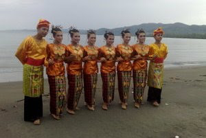 Gema Budaya: Tari Malulo dari Sulawesi Tenggara