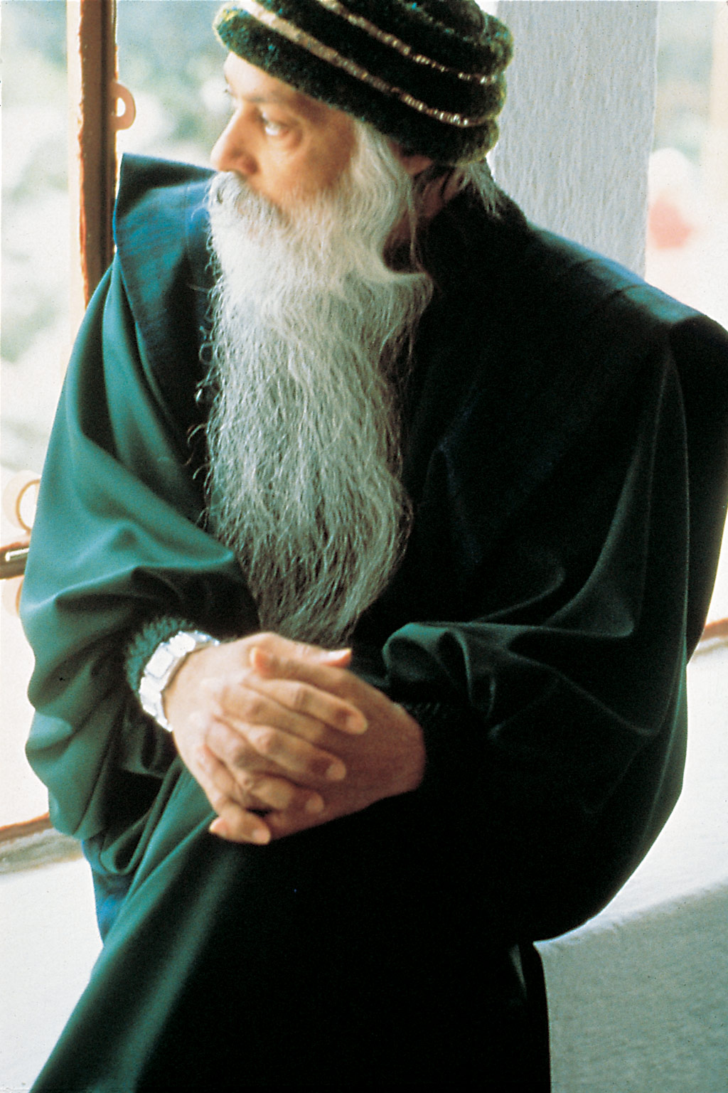 Osho's Beautiful Pictures Part-16 - Oshodhara Community