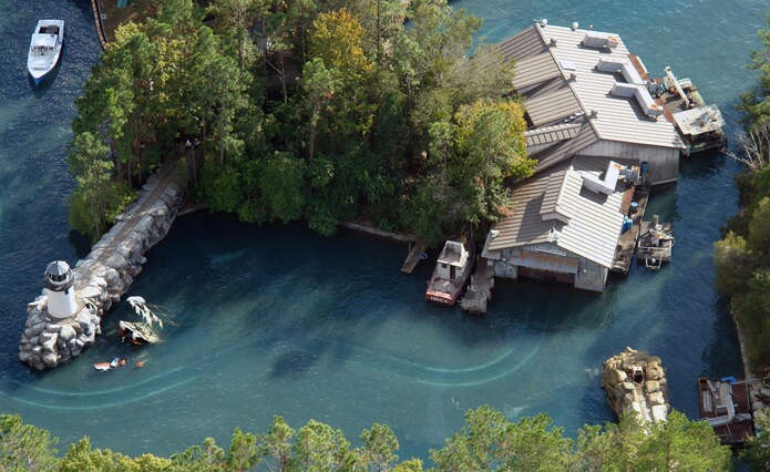 Theme Park Nostalgia: Jaws: The Ride June 7, 1990- January 2, 2012