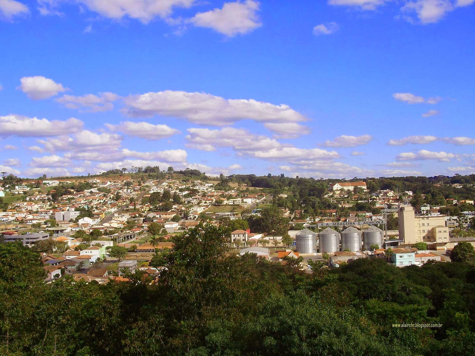 SHOWS E VIAGENS: IRATI & PARQUE DA PEDREIRA (REBOUÇAS)