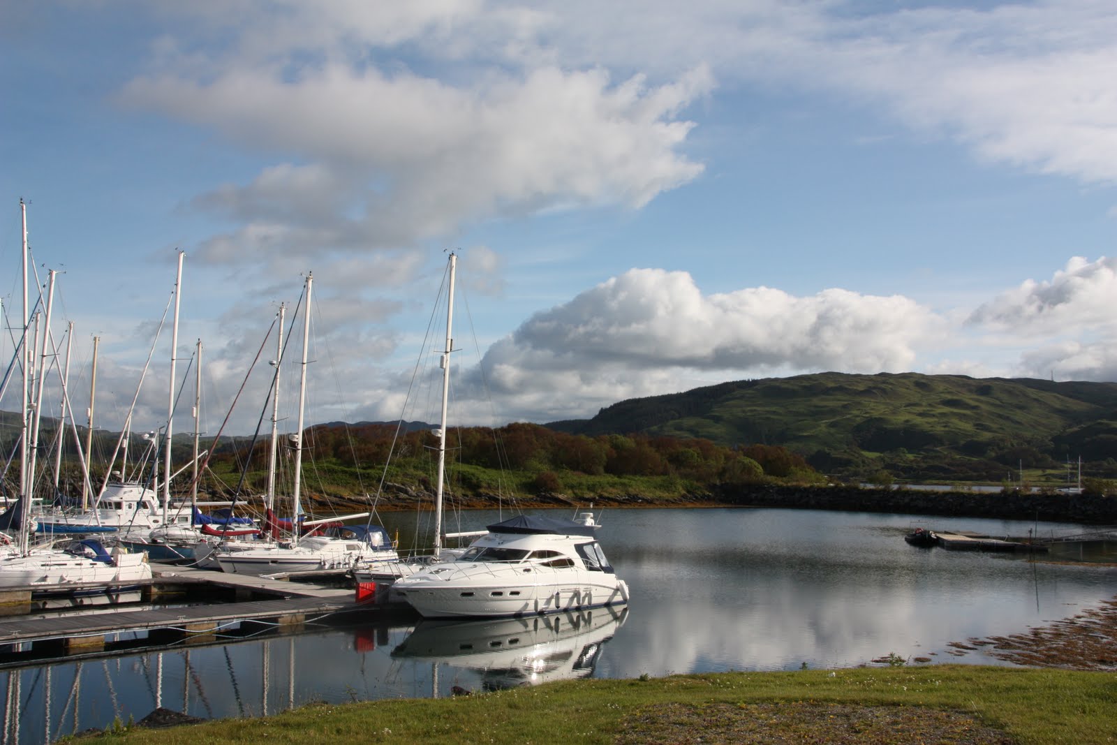 Pitoraq: Craobh-Ardfern Marina in Loch Craignish fredag d. 15 juli - 10 mil