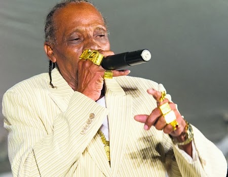 LIFE AND TIMES OF SNOW'S BLOG: PARANG SOCA: CLASSIC PARANG FROM THE BARON