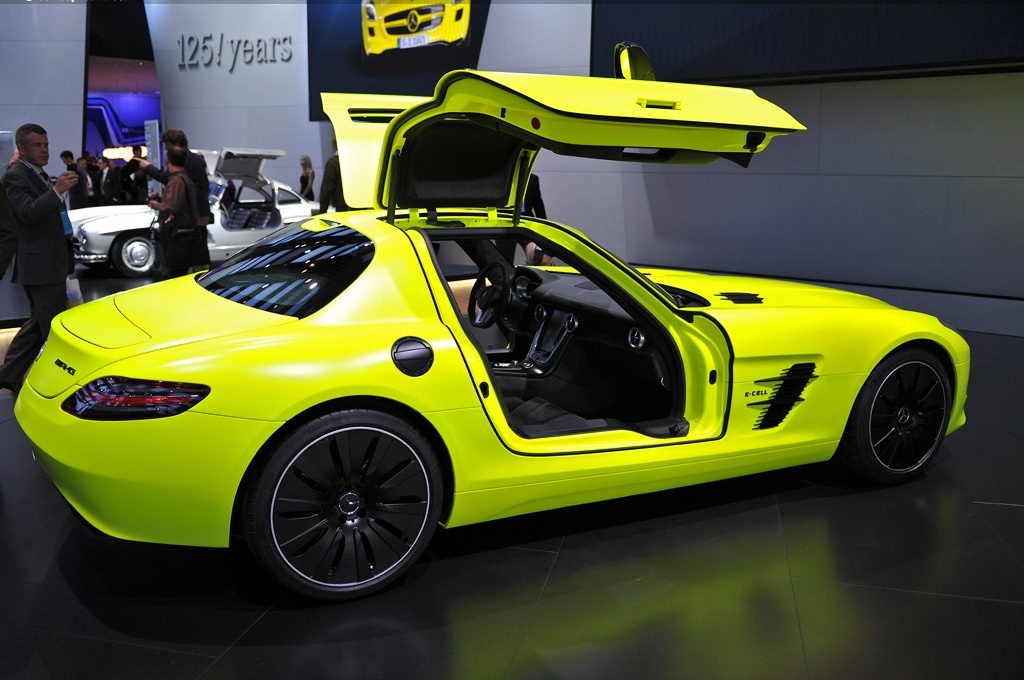 Mercedes-Benz SLS AMG E-Cell Powerful Electric Car Gallery