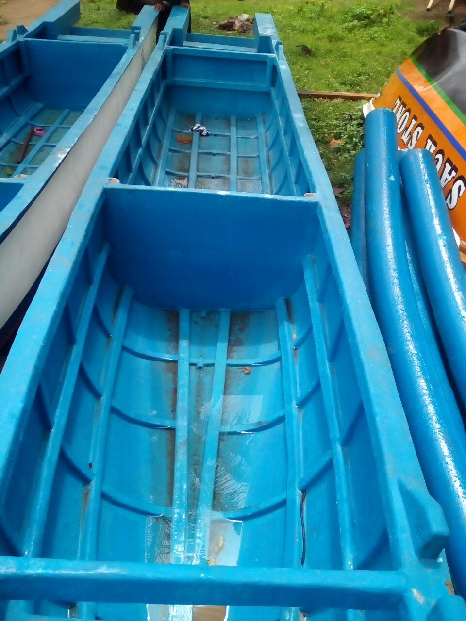 PERAHU FIBERGLASS 3 GT BANTUAN KKP - IKAN DAN LAUT