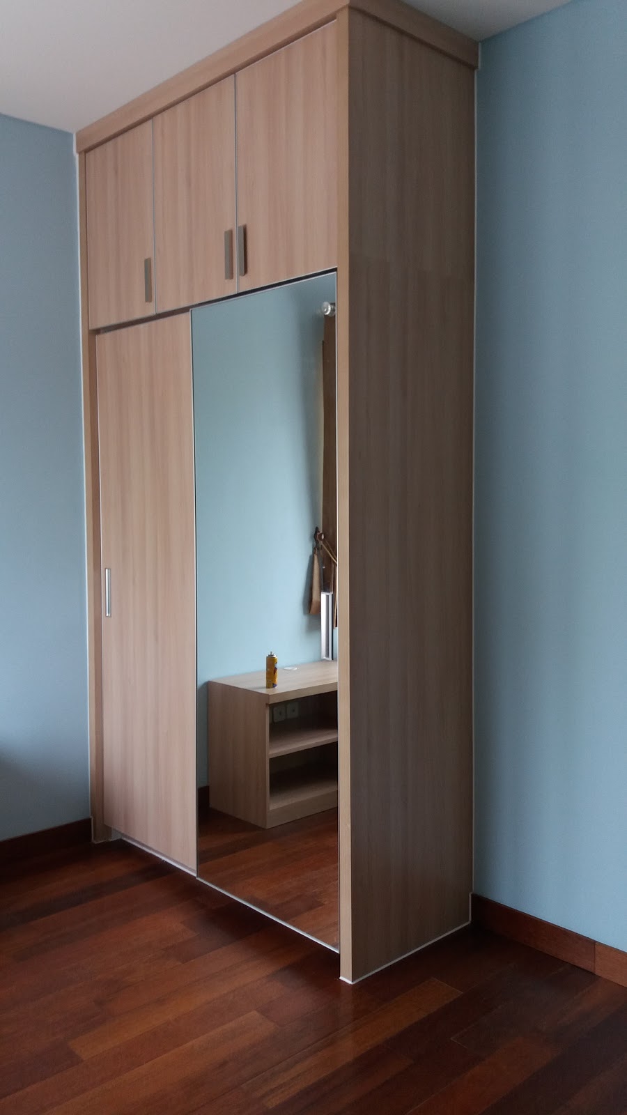 LEMARI PAKAIAN SLIDING MINIMALIS | Dzahra Furniture