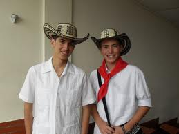 ropa tipica: ropa tipica de colombia