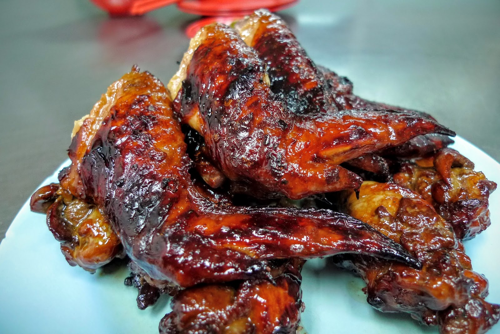 吮指一再回味--吉隆坡黃亞華馳名燒雞翅(WONG AH WAH ROAST CHICKEN WINGS)