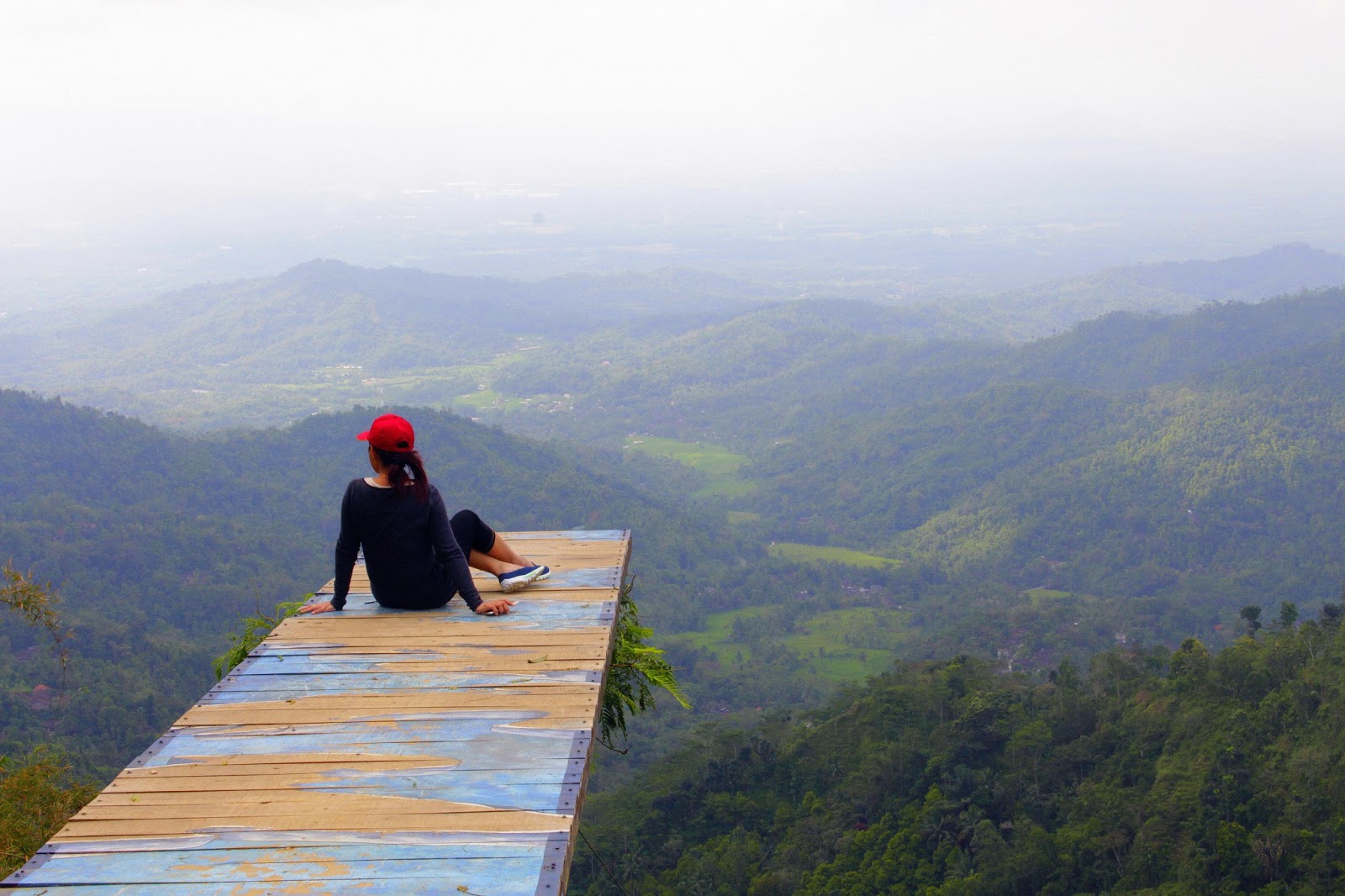 Foto Keindahan Wisata Bukit ISIS, Kebun Teh Nglinggo Samigaluh - WEB ...