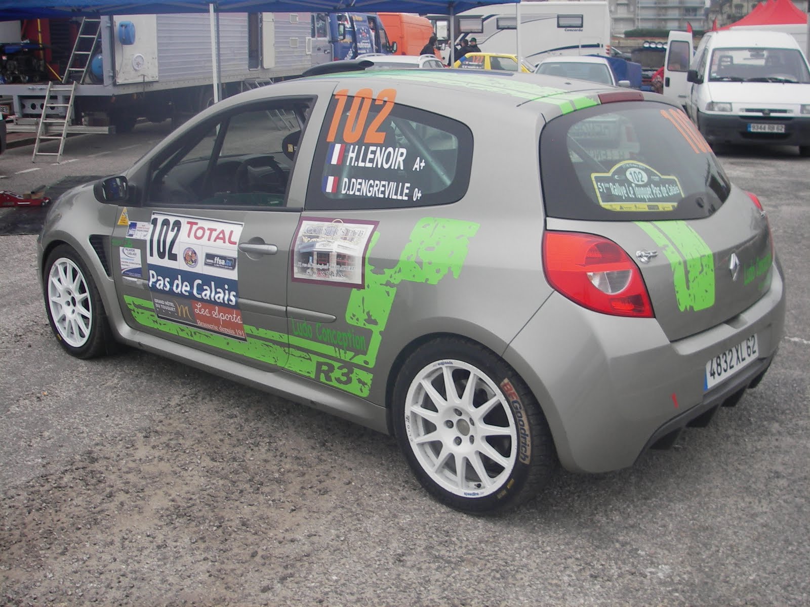 Rally Auto Competition: CLIO R3