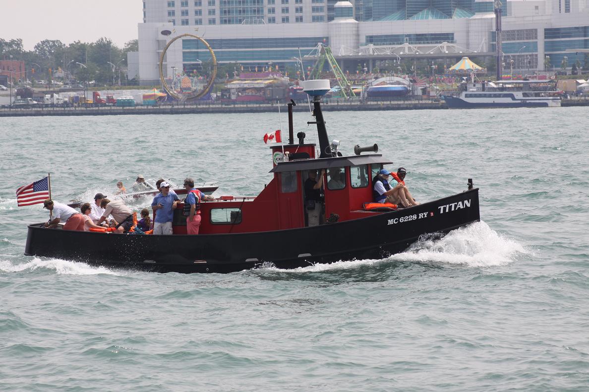 Michigan Exposures: The Detroit River Tugboat Races