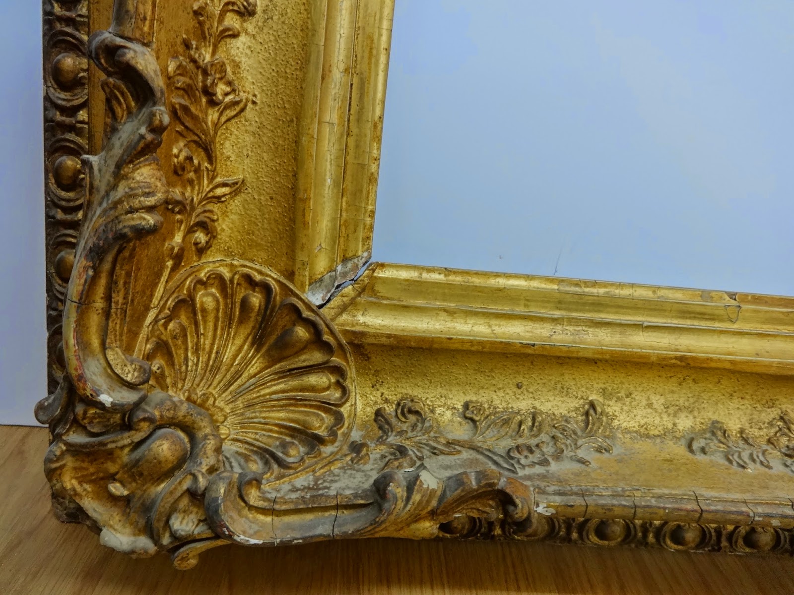 Antique Frame Sale: A Fine Early 19th Century Swept Frame