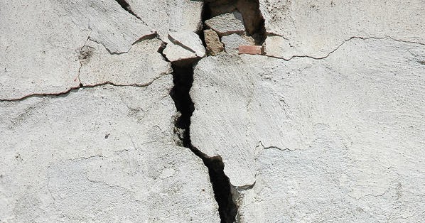 Puentes de papel: LA GRIETA