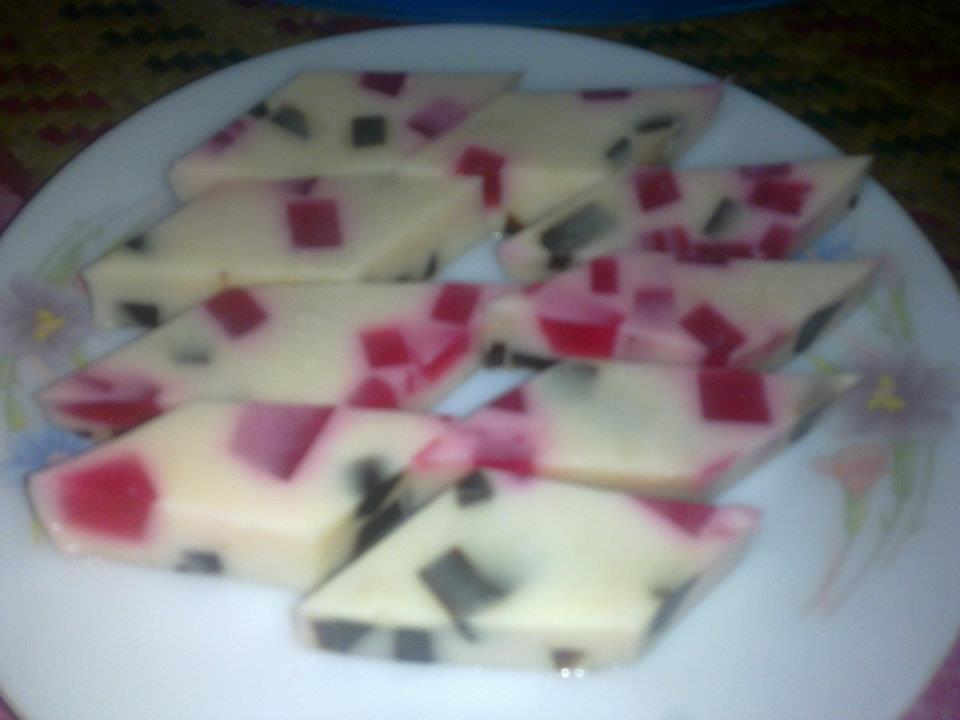 Mila Zamilah's Kitchen: AGAR AGAR SUSU CERMIN