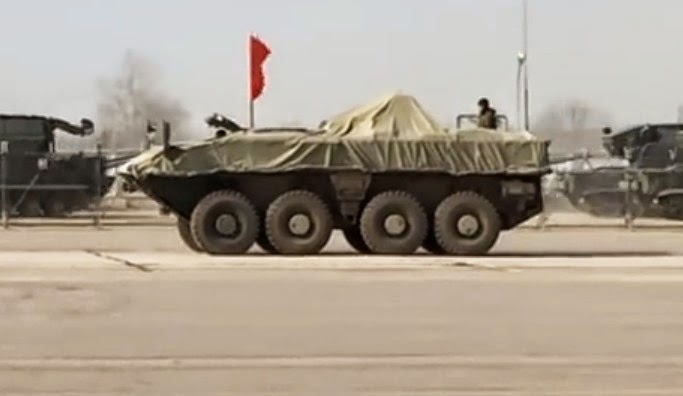 Przegląd Militarny: Pojawiły się Bumerangi i Kurgańce-25