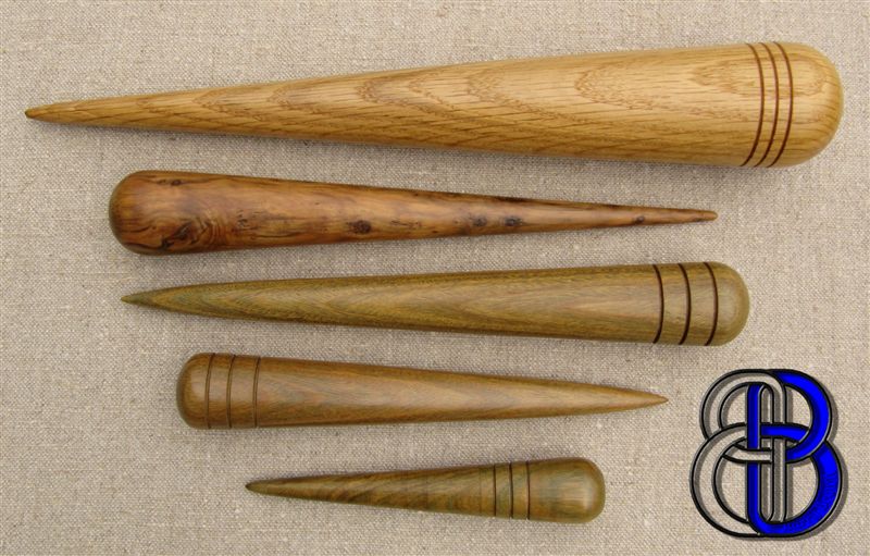 The Knotty Bear.: Tools.