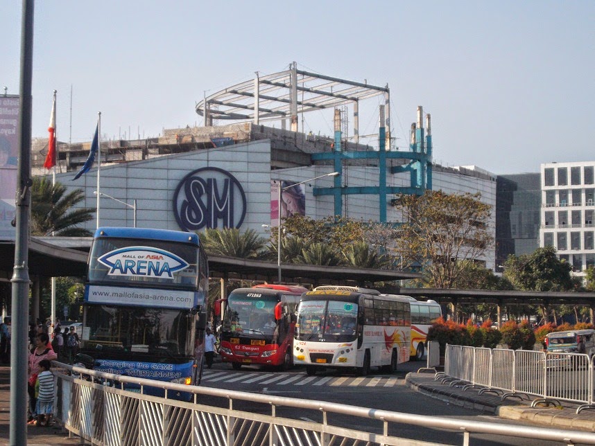 My Metro Manila Photo Blog: SM MALL OF ASIA (MOA), Bay City, Pasay ...